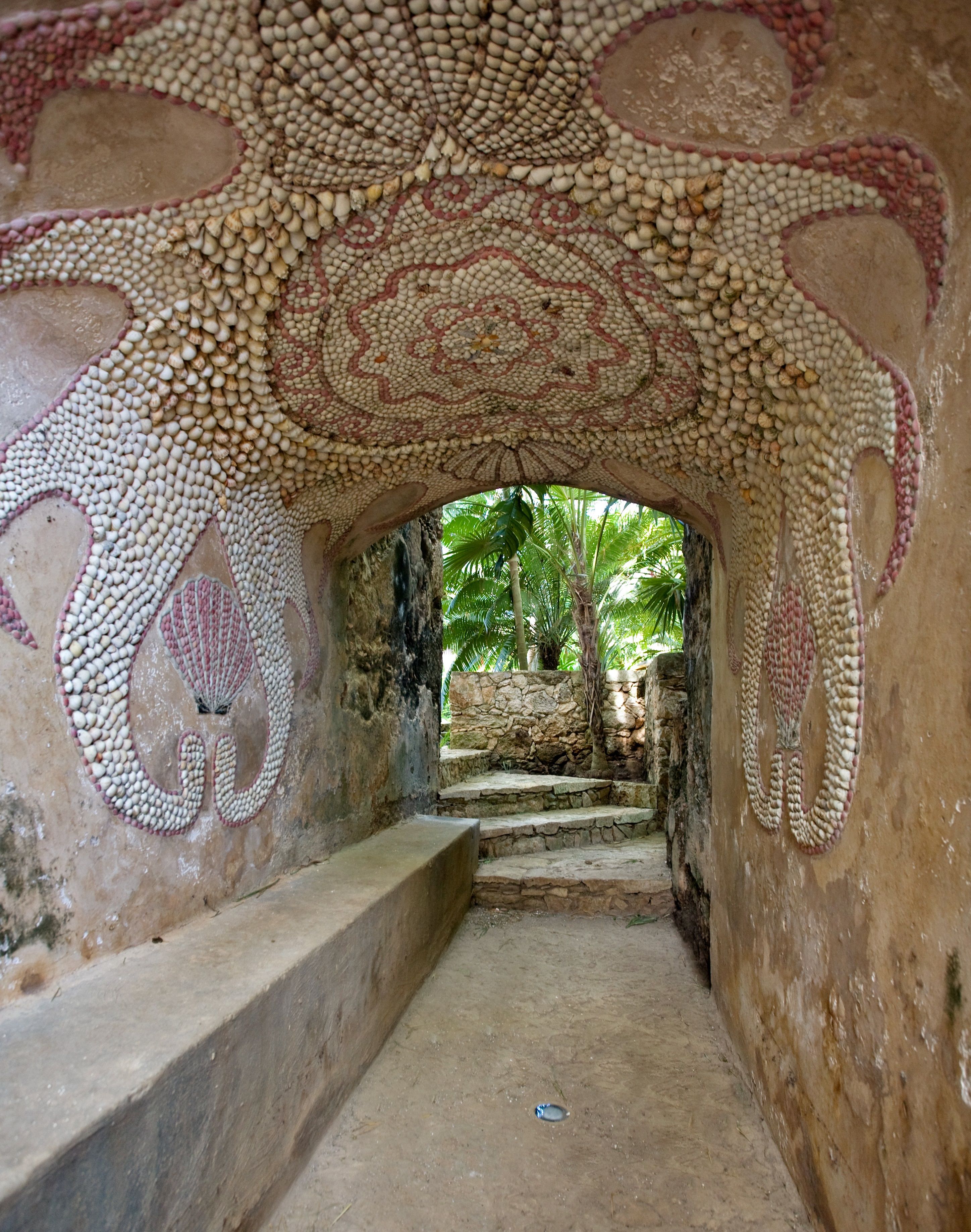 The Sea Shell Grotto at Casa de Maquinas - Boutique Homes